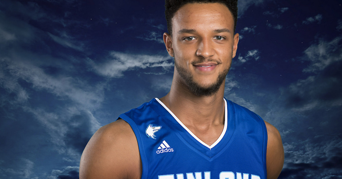 Shawn Hopkins jatkaa hyviä otteitaan NCAA:ssa
