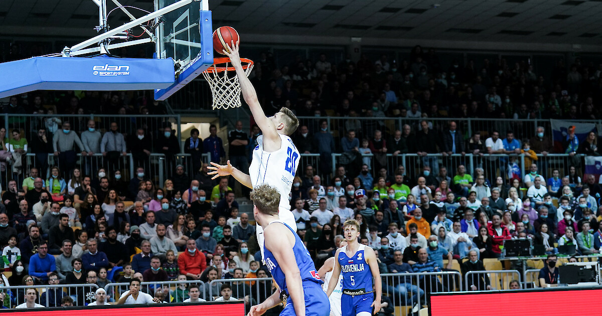 Alexander Madsen loisti pudotuspelien avauksessa